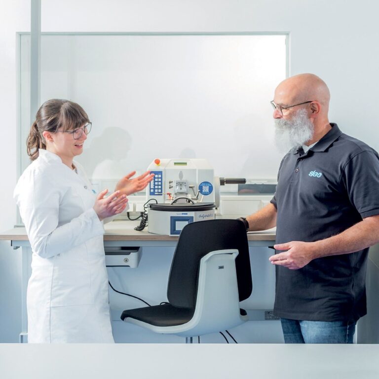 SLEE LED Illumination for Ergotec Worktable